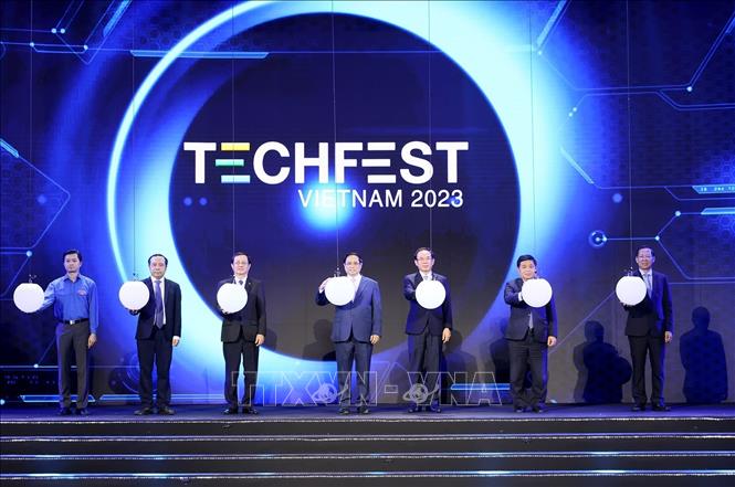 Thủ tướng Phạm Minh Chính dự Chương trình Dấu ấn TECHFEST-WHISE 2023 - Ảnh thời sự trong nước ...