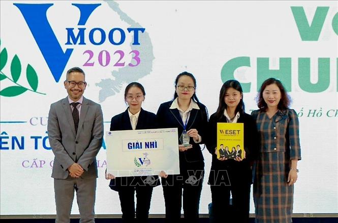 Chung kết Cuộc thi Phiên tòa giả định – VMoot cấp Quốc gia 2023 - Ảnh ...