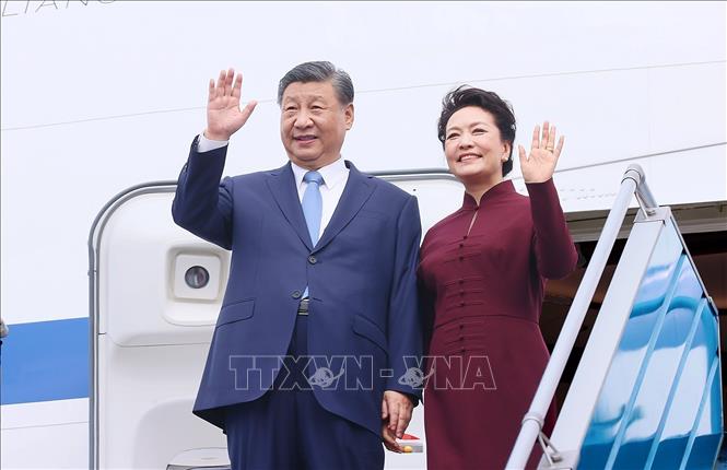 Chinese Party, State leader starts State visit to Vietnam - VNA Photos ...