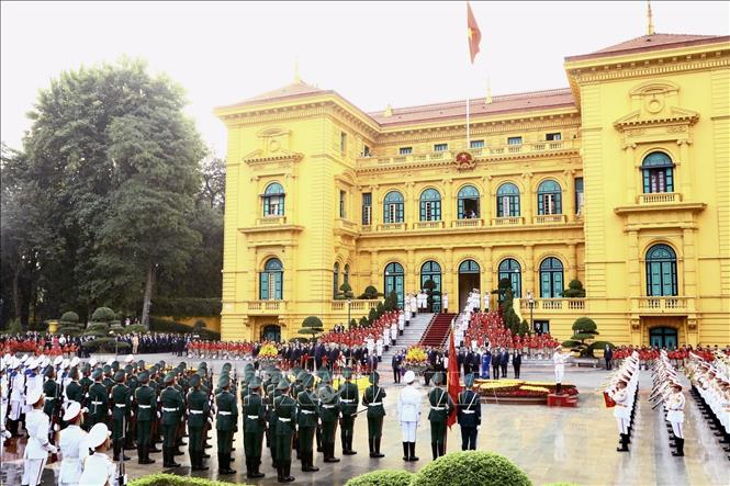 Welcome ceremony with cannon salute held for Chinese Party, State ...