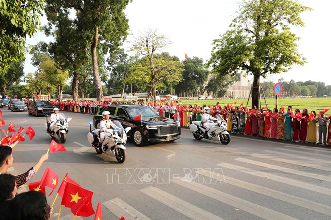 Welcome ceremony with cannon salute held for Chinese Party, State ...