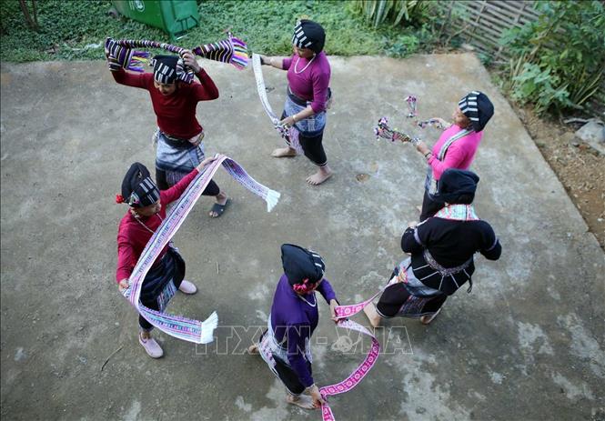 Lu people preserve traditional cultural values - VNA Photos - Vietnam ...