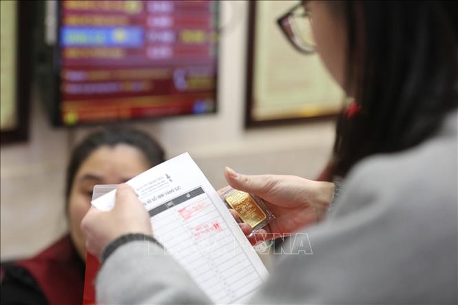 Sau tăng nóng, giá vàng giảm hơn 1 triệu đồng/lượng - Ảnh thời sự trong ...