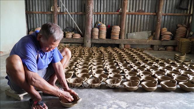 Làng nghề nắn nồi đất Kiên Giang - Ảnh thời sự trong nước - Kinh tế ...