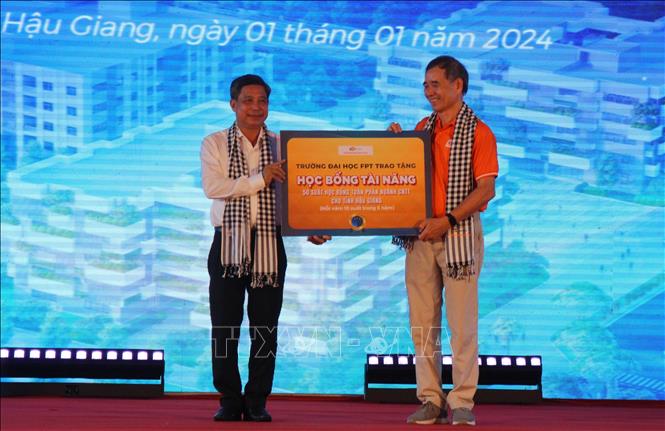 Hậu Giang khởi công xây dựng Trường phổ thông liên cấp FPT - Ảnh thời ...