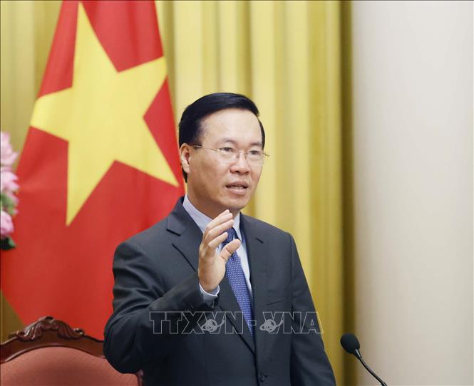 State President presents appointment decisions to ambassadors, heads of ...