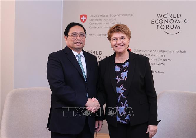 Prime Minister Pham Minh Chinh meets Swiss President Viola Amherd - VNA ...