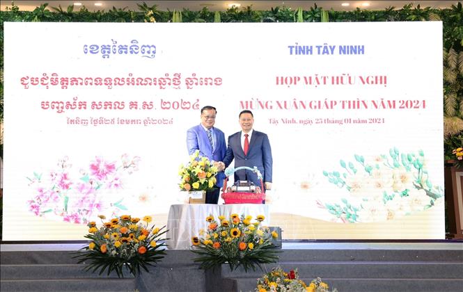 Tay Ninh, Cambodian provinces boost traditional relations - VNA Photos ...