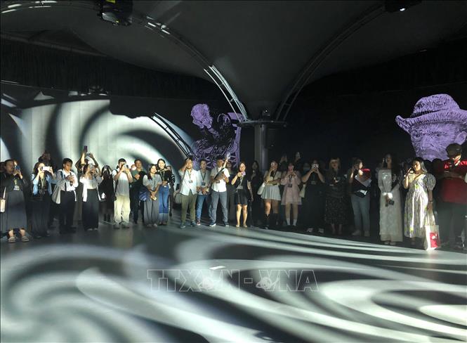 Van Gogh Art Lighting Experience captivates art enthusiasts in Ho Chi ...