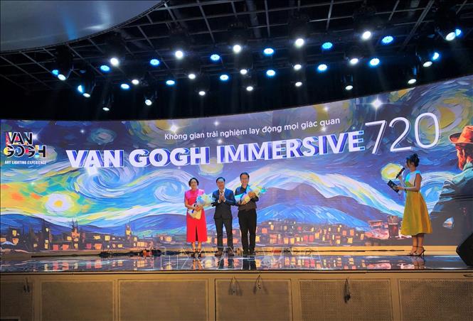 Van Gogh Art Lighting Experience captivates art enthusiasts in Ho Chi ...