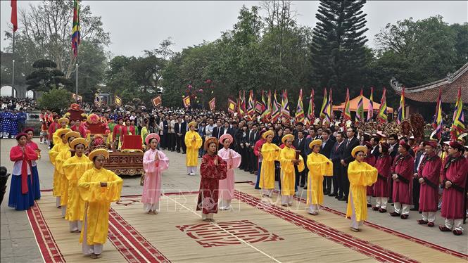 Numerous spring festivals take place in northern region - VNA Photos ...