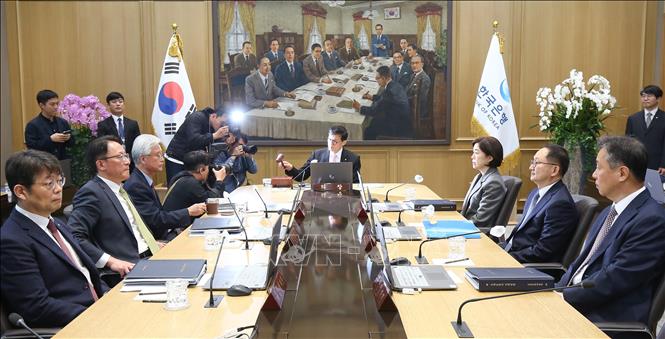 Hàn Quốc giữ nguyên lãi suất cơ bản bất chấp lạm phát tăng - Ảnh thời ...