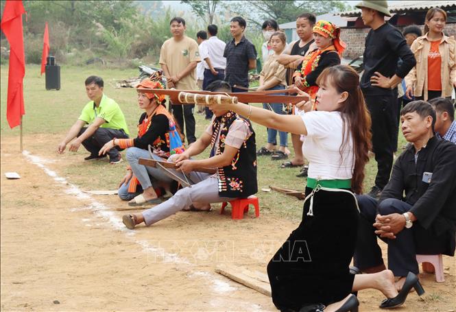 Văn hóa soi đường: Lễ hội Then Kin Pang ở Lai Châu thu hút đông đảo du ...