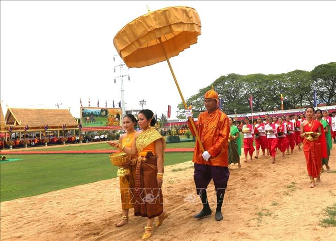 Campuchia khai hội Tịch điền năm 2024 - Ảnh thời sự quốc tế - Văn hóa ...