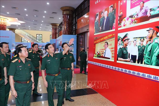 Phát huy phẩm chất ''Bộ đội Cụ Hồ'', kiên quyết chống chủ nghĩa cá nhân ...