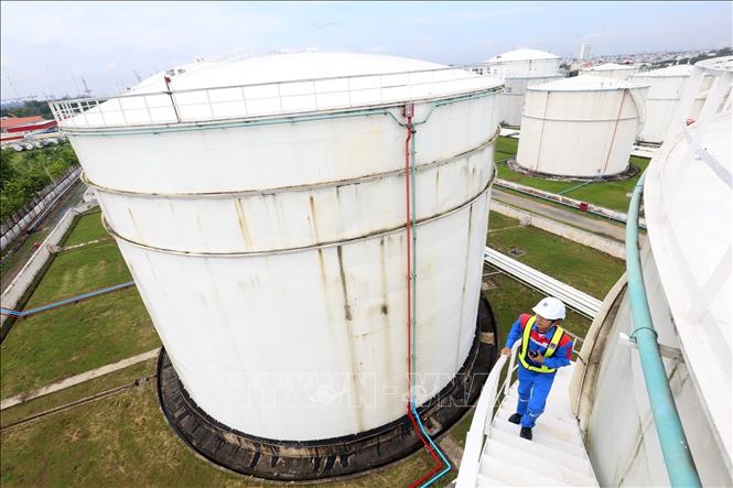 Petrovietnam posts 19-billion-USD revenue in H1 - VNA Photos - Vietnam ...