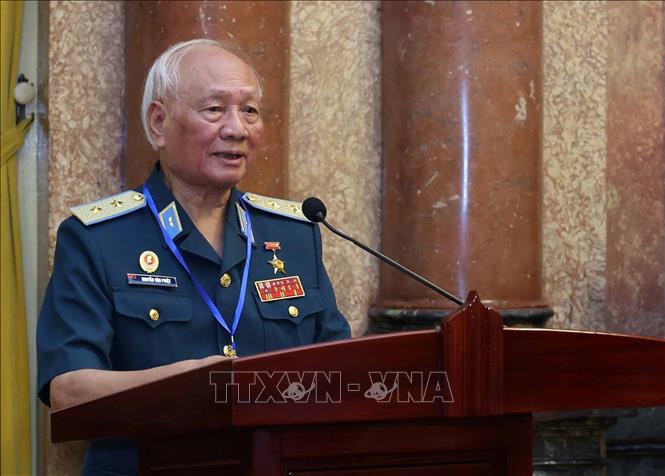 Chủ tịch nước gặp mặt Đoàn đại biểu người có công với cách mạng tiêu ...