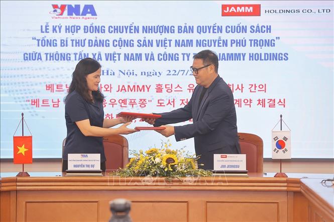 Lễ ký kết hợp đồng bản quyền cuốn sách “Tổng Bí thư Đảng Cộng sản Việt ...