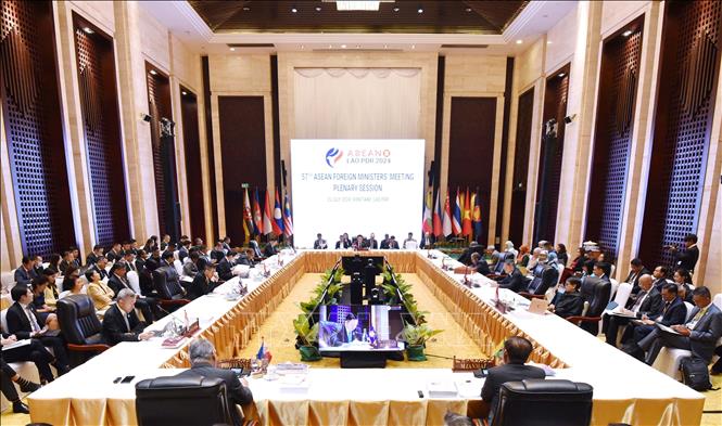 Vietnam attends 57th ASEAN Foreign Ministers' Meeting in Vientiane ...