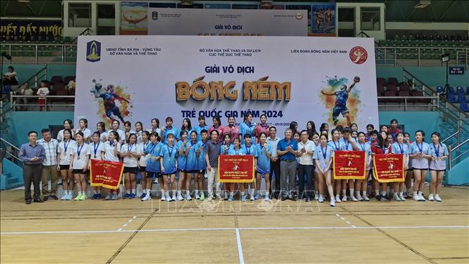 Bế mạc Giải vô địch Bóng ném trẻ Quốc gia 2024 - Ảnh thời sự trong nước ...