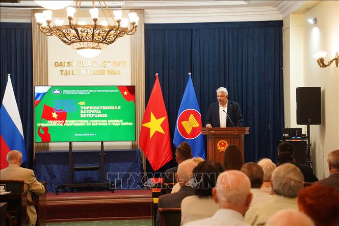 Tri ân các chuyên gia Liên Xô, những người bạn thuỷ chung của Vịệt Nam ...