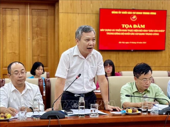 Tọa đàm Xây dựng và triển khai thực hiện mô hình "Dân vận khéo" trong ...