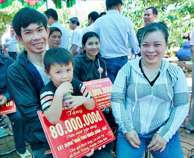 Ngày Vì người nghèo Việt Nam (17/10): Lan tỏa tinh thần “tương thân ...