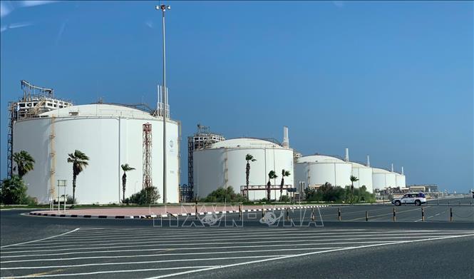 Thủ tướng Phạm Minh Chính thăm Khu Công nghiệp Ras Laffan, Qatar - Ảnh ...