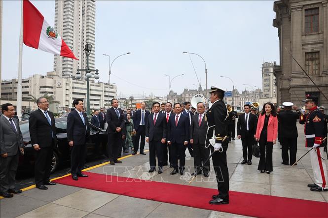 Chủ tịch nước Lương Cường hội kiến Chánh án Toà án Tối cao Peru - Ảnh ...