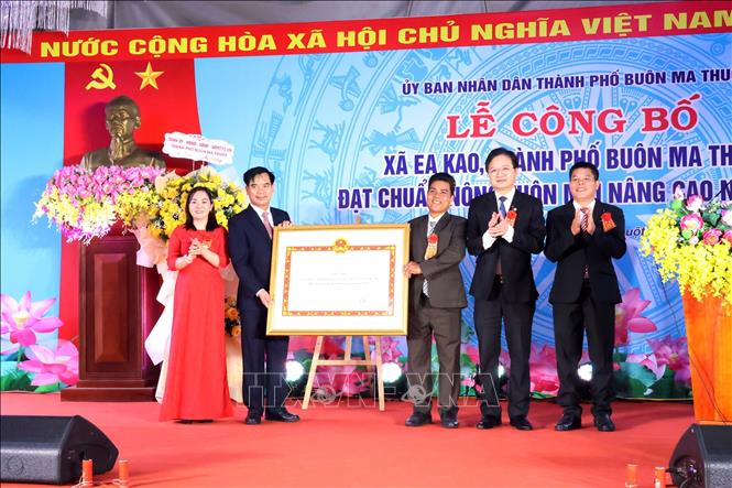 Đắk Lắk: Thành phố Buôn Ma Thuột công bố các xã đạt chuẩn nông thôn mới ...