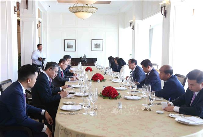 Party official pays working visit to Cambodia - VNA Photos - Vietnam ...