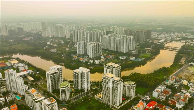 Vietnam’s real estate market on a path to recovery - VNA Photos - Vietnam News Agency (VNA)