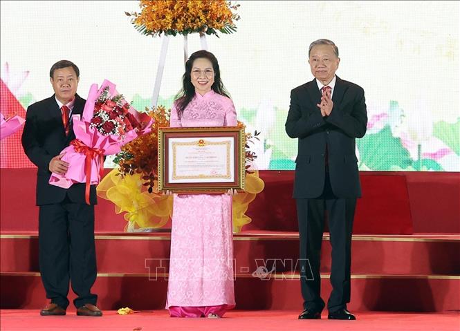 Ceremony marking the 50th anniversary of Phuoc Long liberation day ...