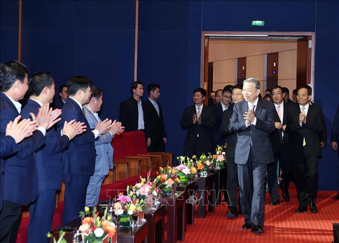 Tổng Bí thư dự Diễn đàn Quốc gia Phát triển doanh nghiệp công nghệ số ...