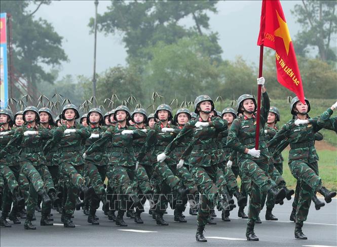 Hợp luyện các lực lượng diễu binh, diễu hành Kỷ niệm 50 năm Giải phóng ...