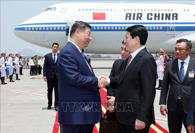 Top Chinese leader begins state visit to Vietnam - VNA Photos - Vietnam ...