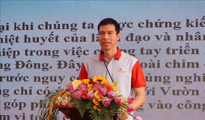 Đồng Tháp tiếp nhận 6 cá thể sếu đầu đỏ đầu tiên từ Thái Lan - Ảnh thời ...