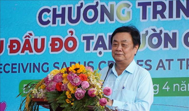 Đồng Tháp tiếp nhận 6 cá thể sếu đầu đỏ đầu tiên từ Thái Lan - Ảnh thời ...