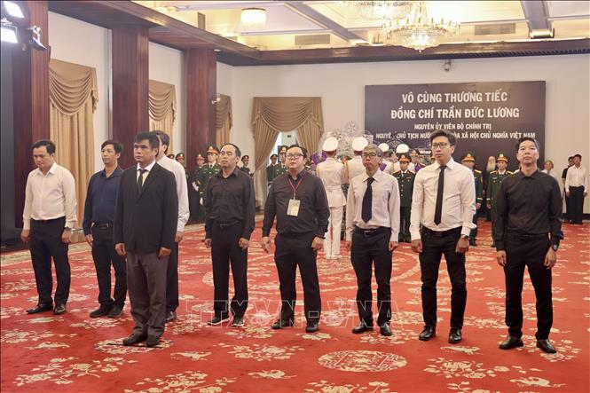 Lễ Quốc tang nguyên Chủ tịch nước Trần Đức Lương tại Thành phố Hồ Chí ...