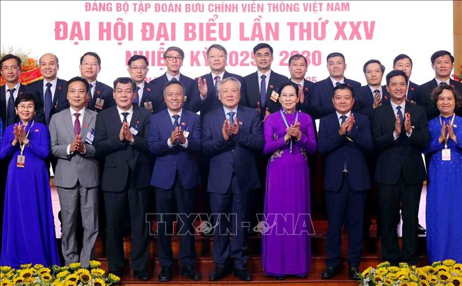Phó Thủ tướng Thường trực dự Đại hội đại biểu Đảng bộ Tập đoàn Bưu ...