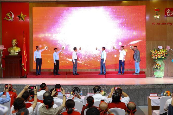 Red Journey Program 2025 kicks off - VNA Photos - Vietnam News Agency (VNA)