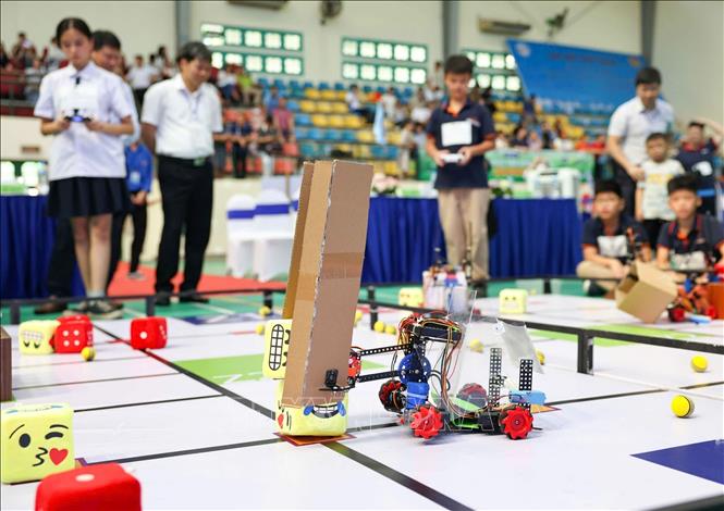 Sôi động cuộc thi HNUE – Sáng tạo Robot 2025 - Ảnh thời sự trong nước ...