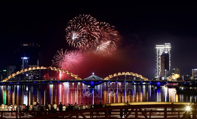 Chinese team crowned Da Nang International Fireworks Festival 2025 ...