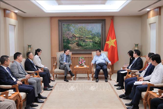 Phó Thủ tướng Nguyễn Chí Dũng tiếp Giám đốc Công ty cơ sở hạ tầng CCC ...