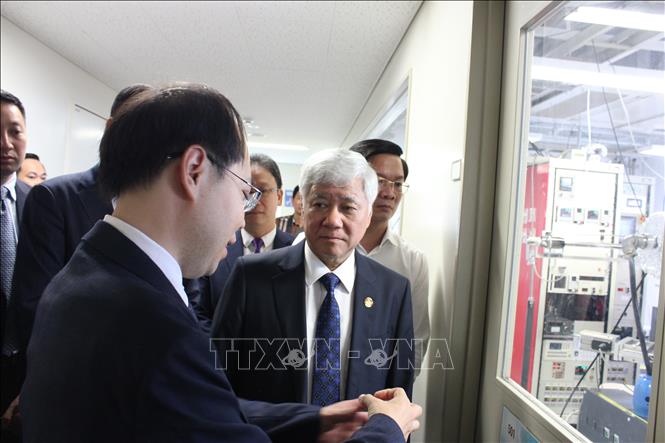 Vietnamese official seeks stronger ties with Japan during high-level ...