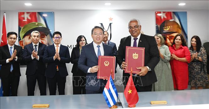 Việt Nam và Cuba ký thỏa thuận trong lĩnh vực tư pháp - Ảnh thời sự ...