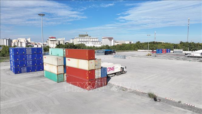 Tan Cang - Moc Bai inland container depot officially put into operation ...