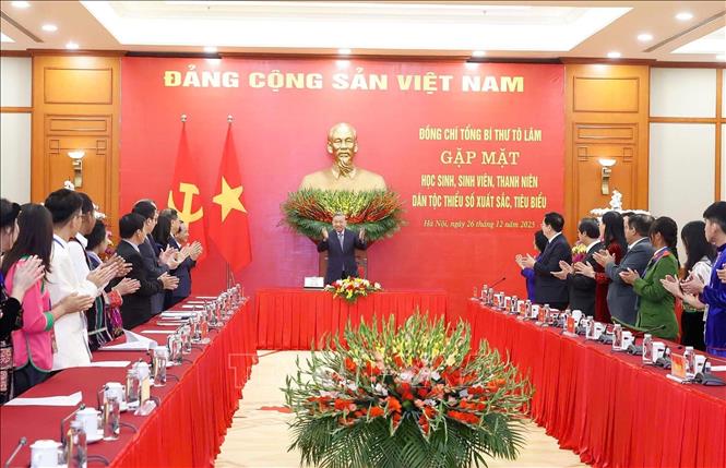 Tổng Bí thư gặp mặt học sinh, sinh viên, thanh niên dân tộc thiểu số ...