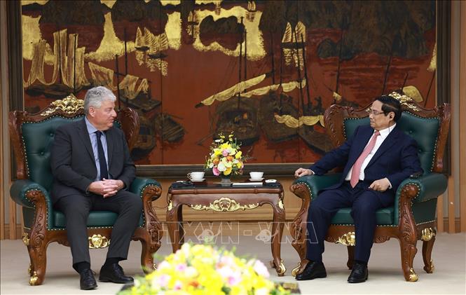 PM urges world’s leading semiconductor group to set up R&D centre in ...