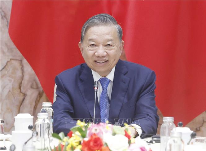 Top Vietnamese leader affirms high regard for ties with Switzerland ...